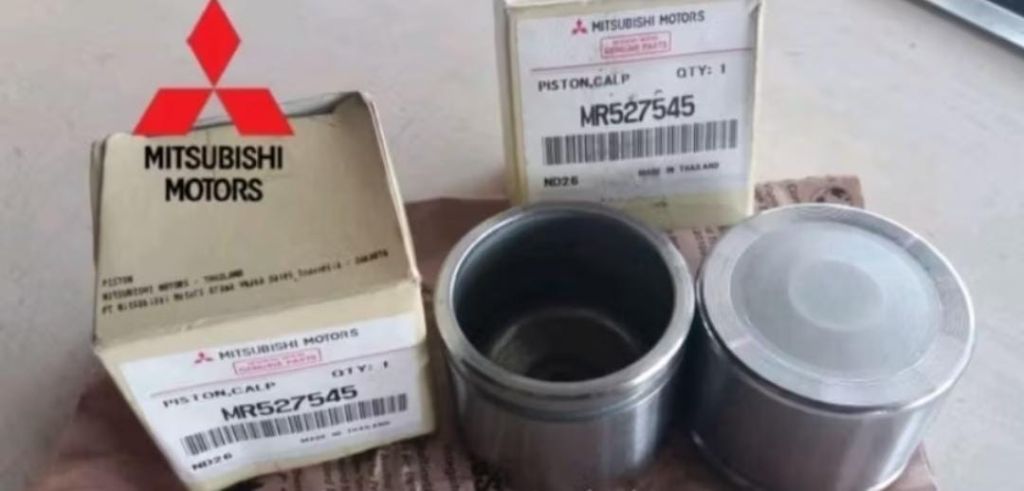 PISTON REM