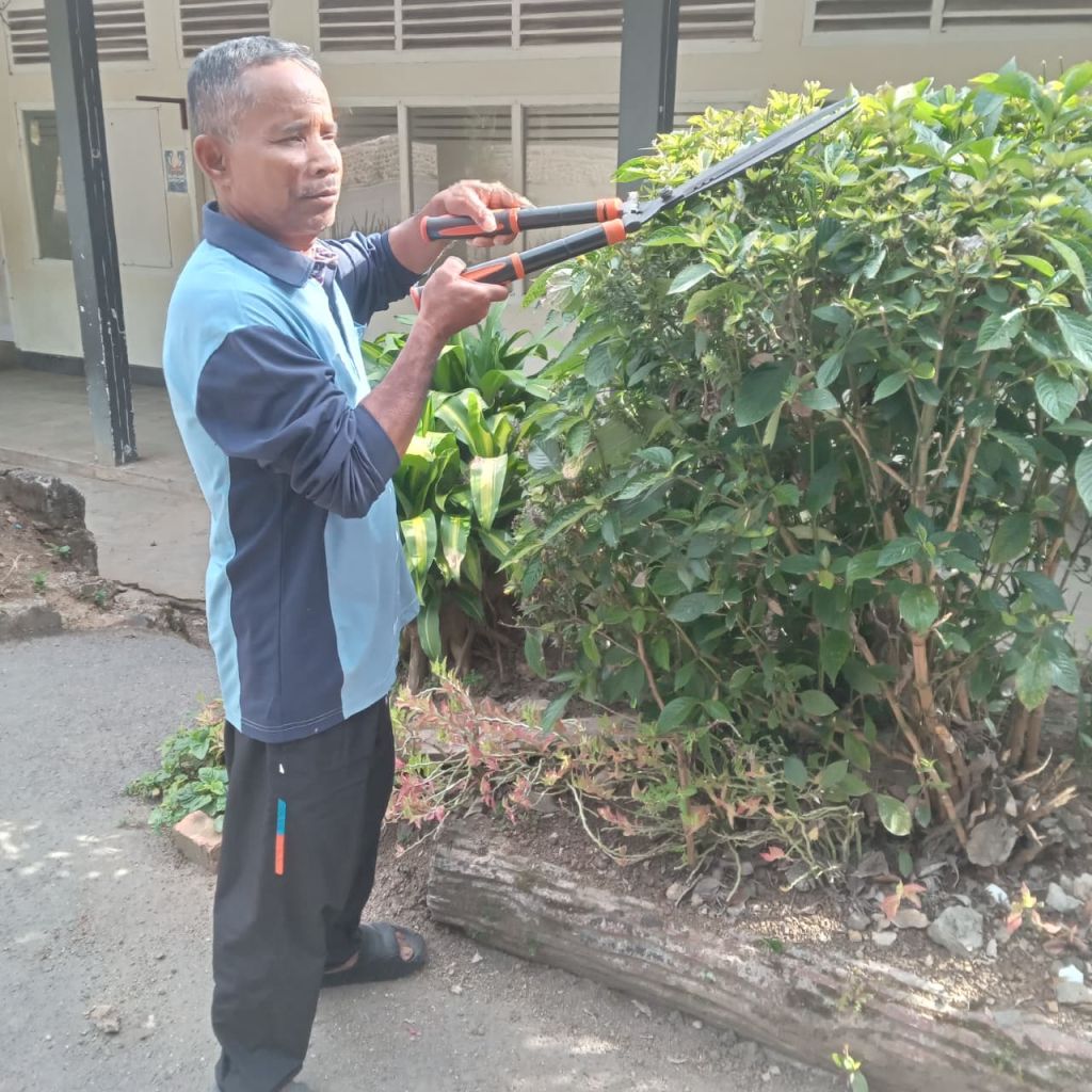 BURUH HARIAN LEPAS