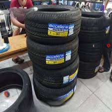 ban mobil ring 17